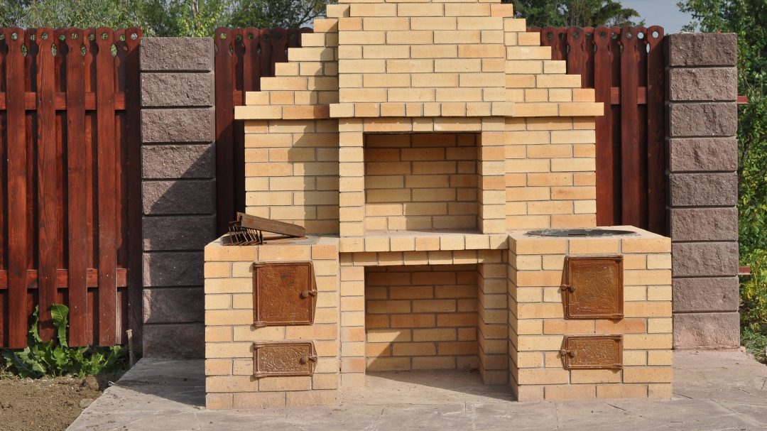 How To Build Your Own Cool Barbeque Grill At Home (2025) - BBQCHIEFS